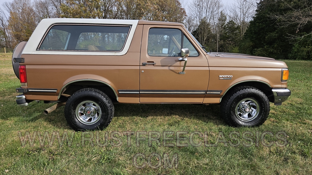 1987 Bronco XLT Gold 302 AT